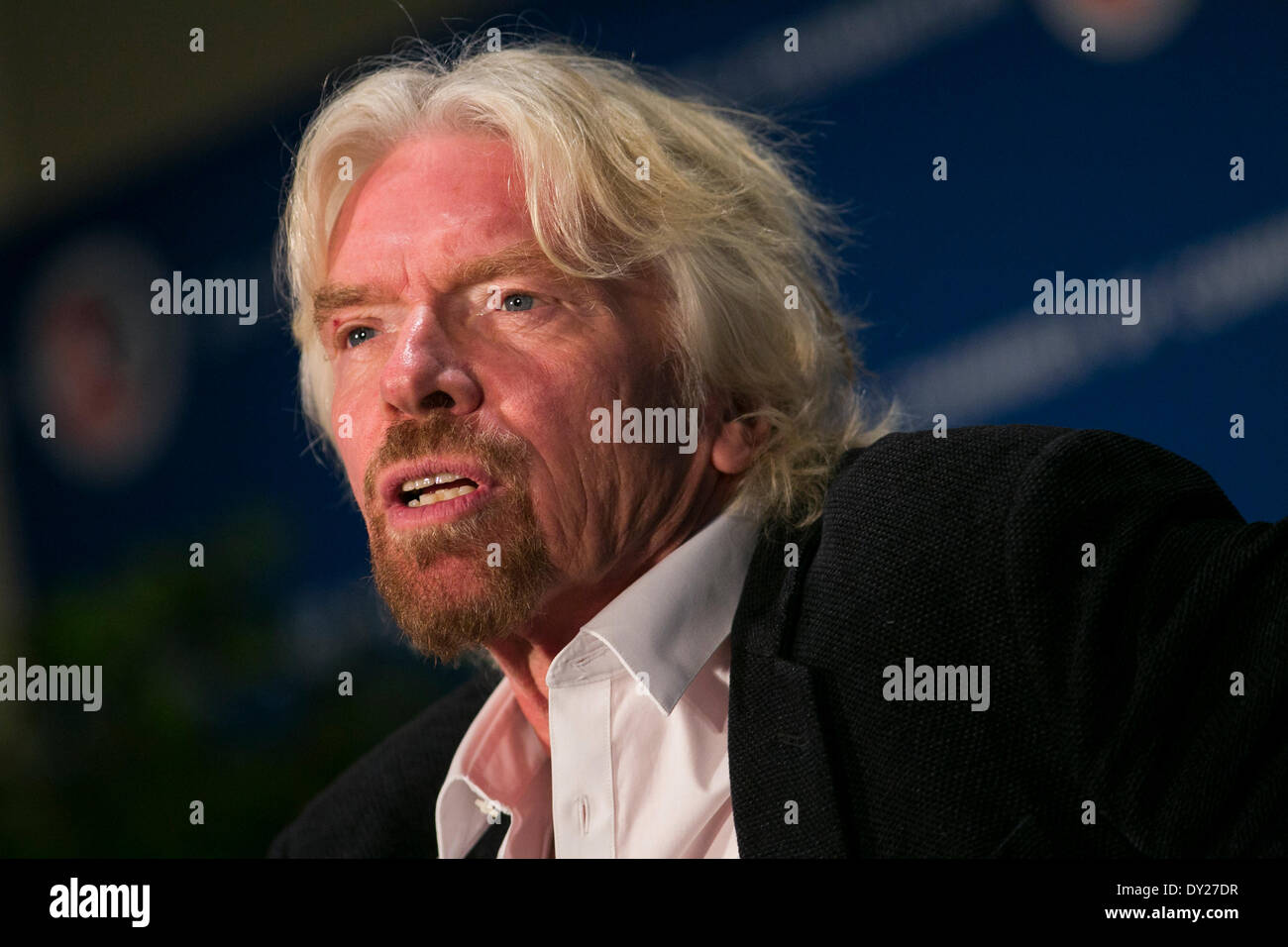 Richard branson speaking hi-res stock photography and images - Alamy