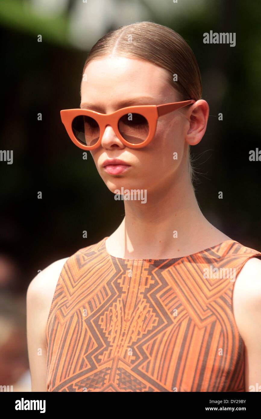 Sao Paulo, Brazil. 03rd Apr, 2014. Catwalk creations of designer Helo ...