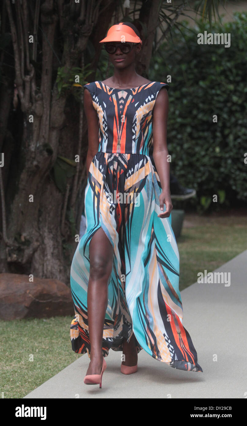 Sao Paulo, Brazil. 03rd Apr, 2014. Catwalk creations of designer Helo ...