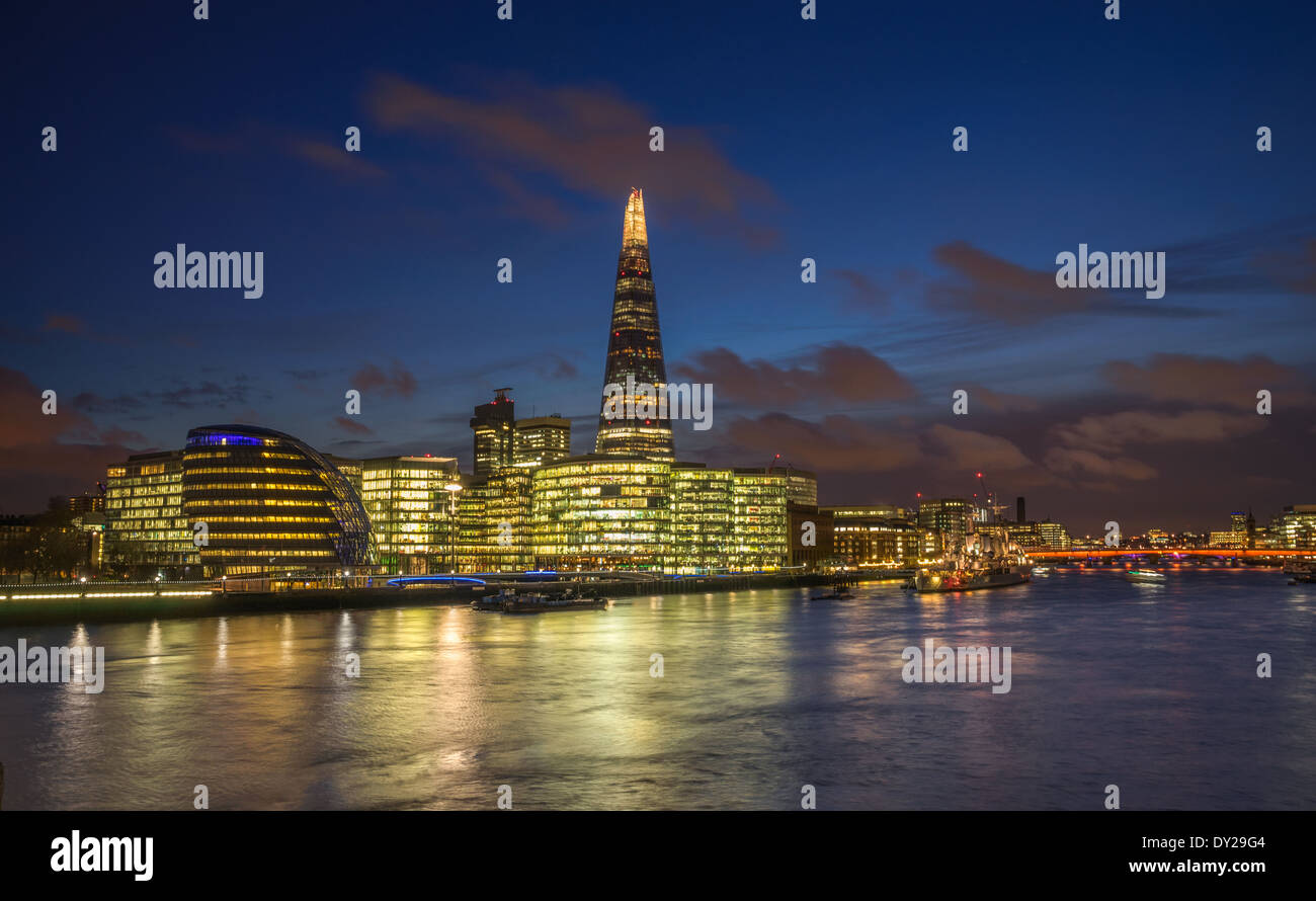 Southwark riverside at night Stock Photo - Alamy