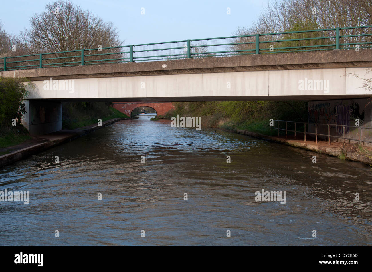 Wedgnock Lane Bridge (50A)), Grand Union Canal, Warwick, UK Stock Photo ...