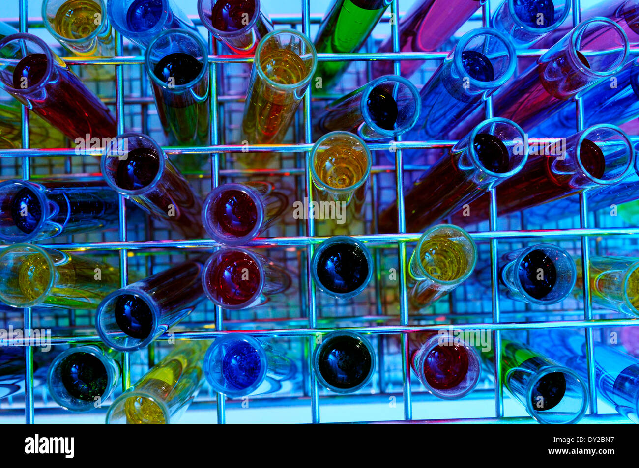 Scientific resea hi-res stock photography and images - Alamy