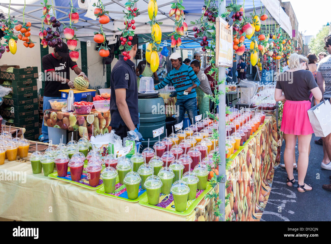 Fruit shake stall hi-res stock photography and images - Alamy