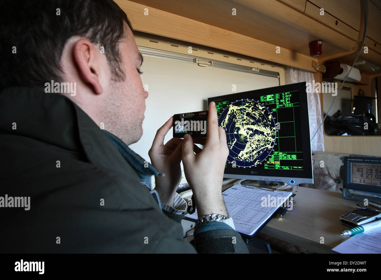 Study of wildlife and birds migration, tracking mapping and ...