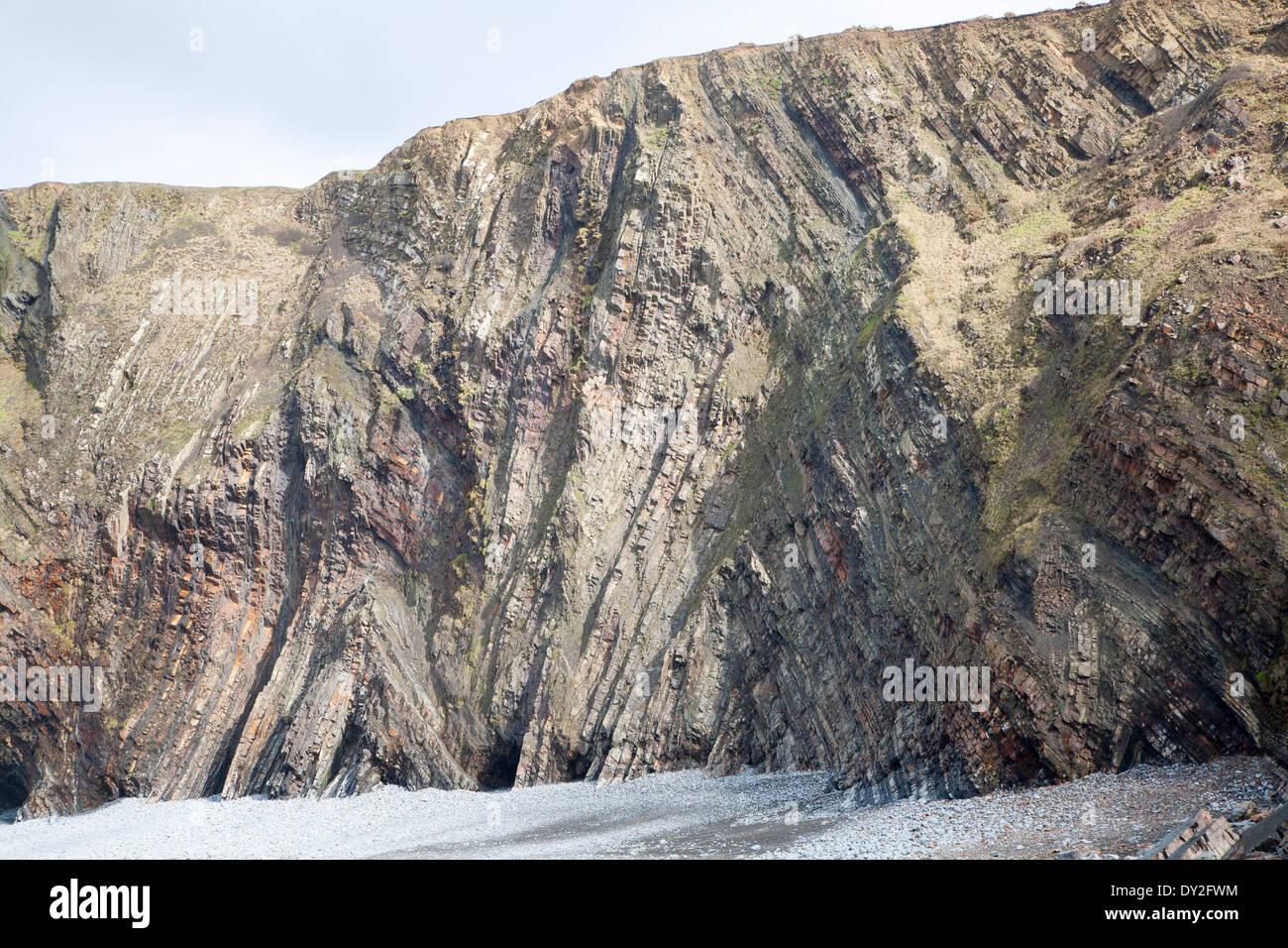 Tilted sedimentary rock layers in hi-res stock photography and images ...