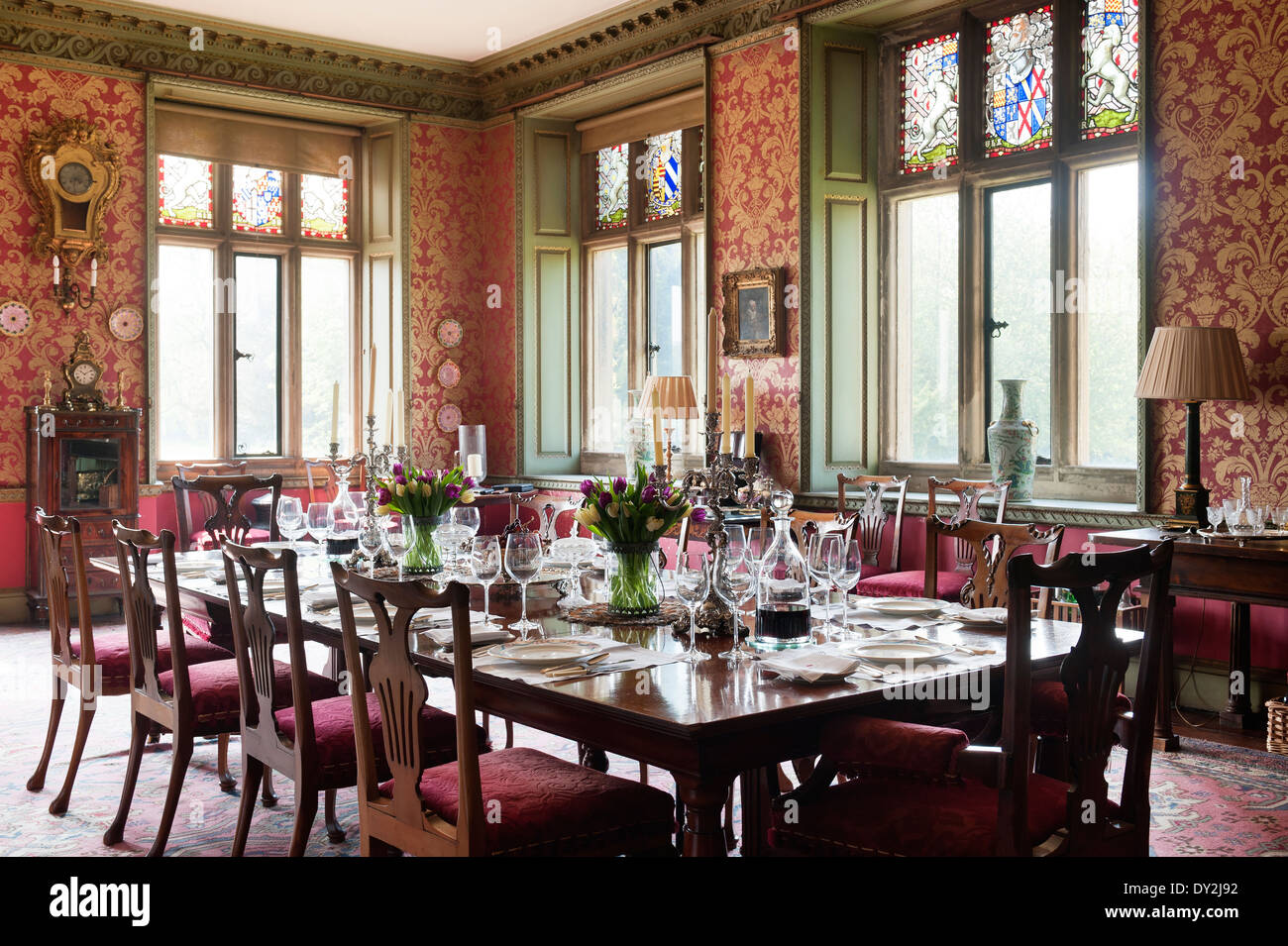 Sumptuous dining room Stock Photo - Alamy