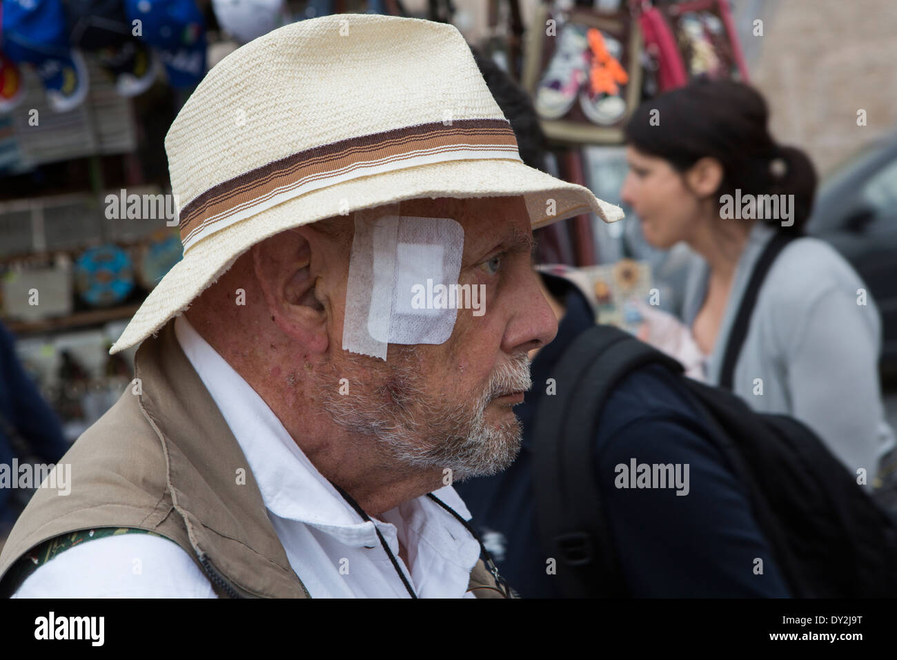 Harmed hi-res stock photography and images - Alamy