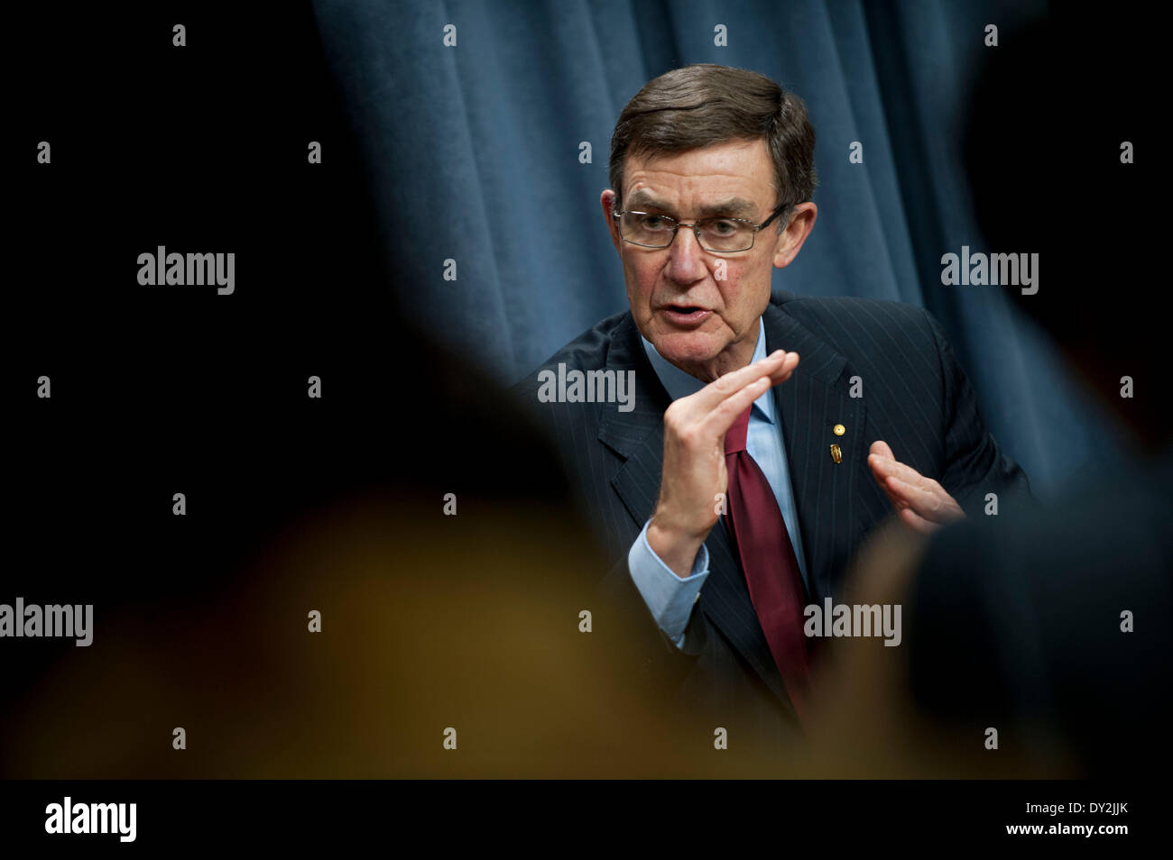 Angus houston hi-res stock photography and images - Alamy