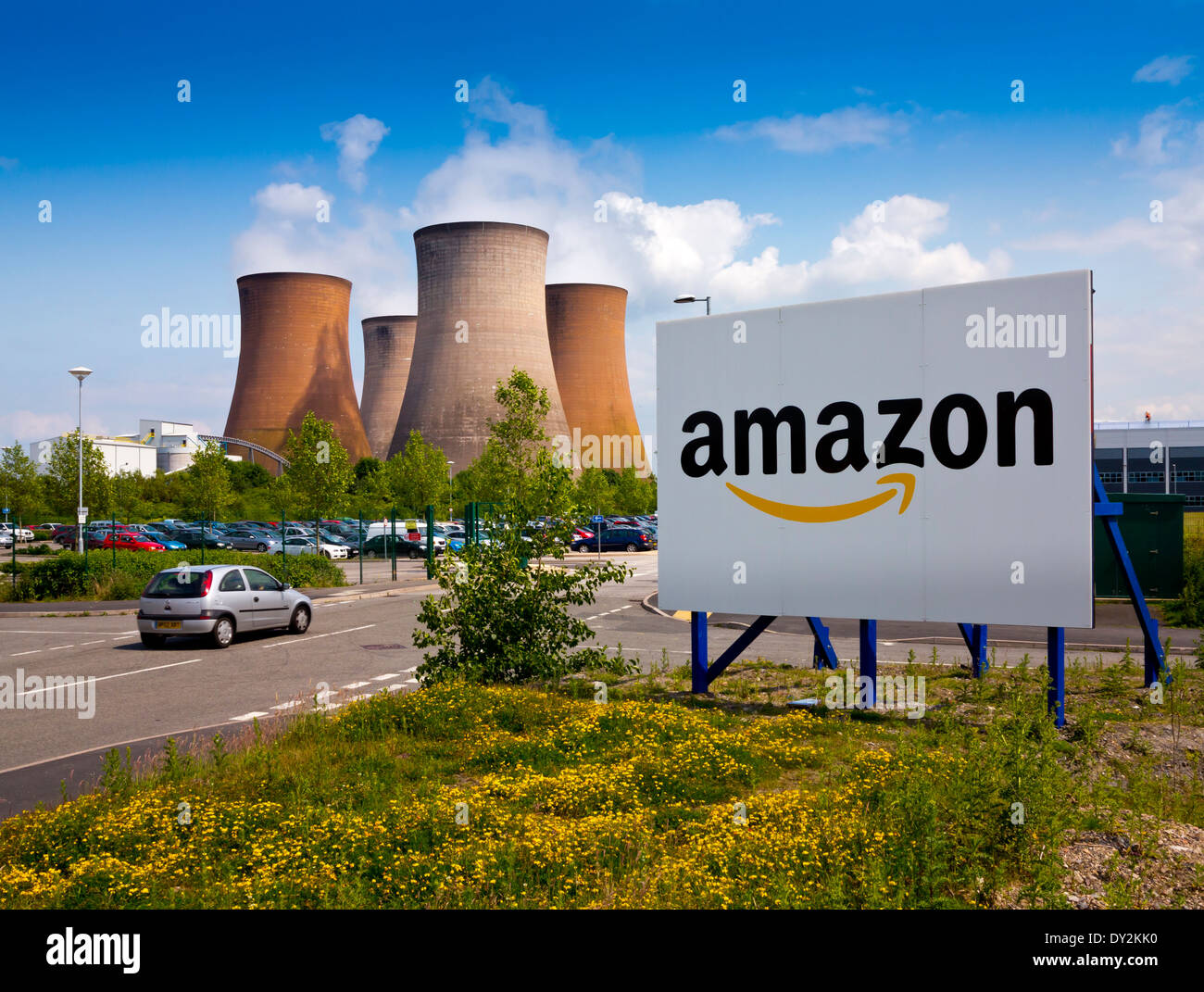 Amazon warehouse hi-res stock photography and images - Alamy