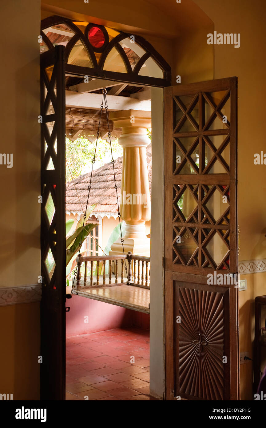 Double swing door hi-res stock photography and images - Alamy