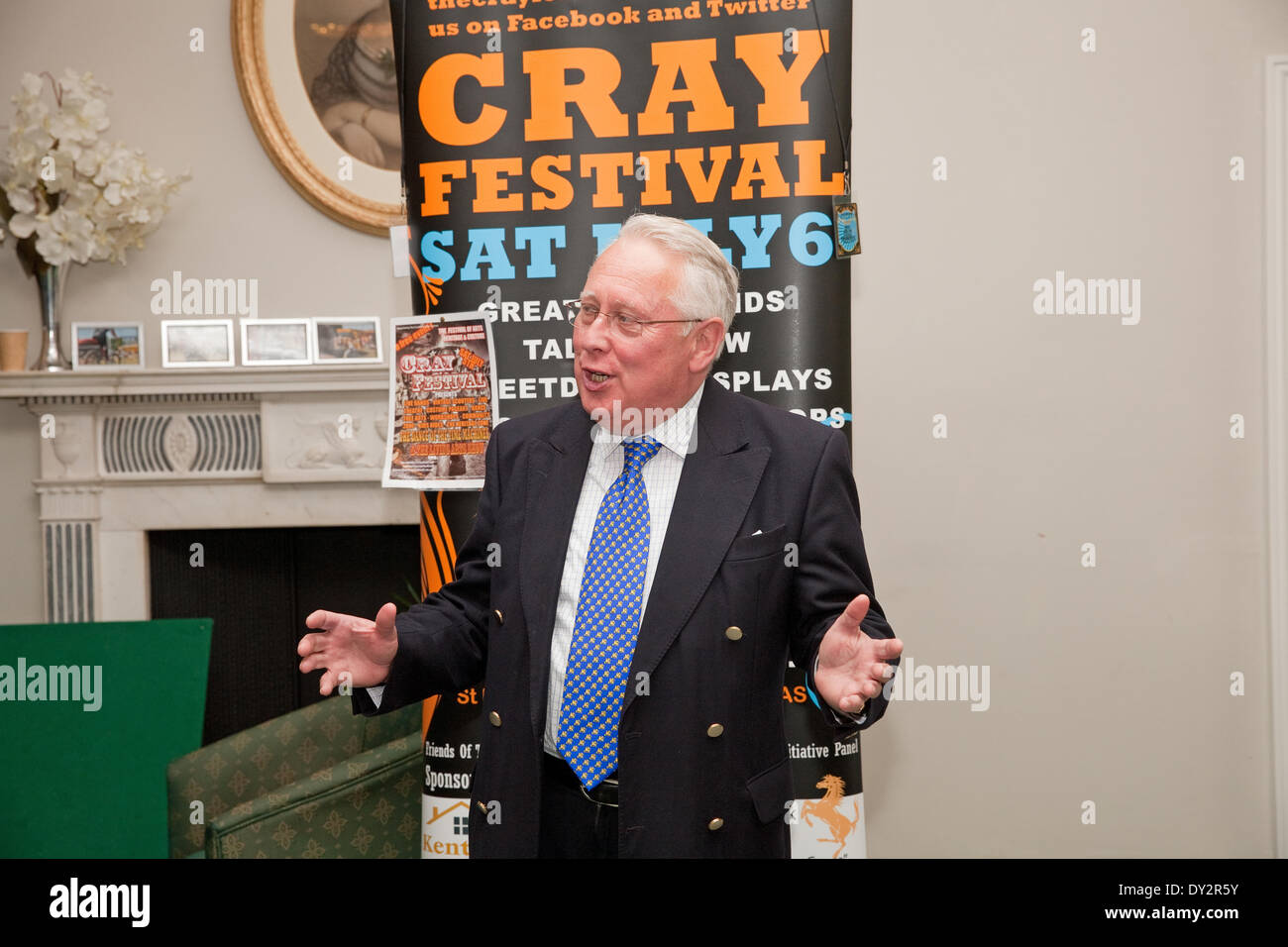 Robert neill mp hi-res stock photography and images - Alamy