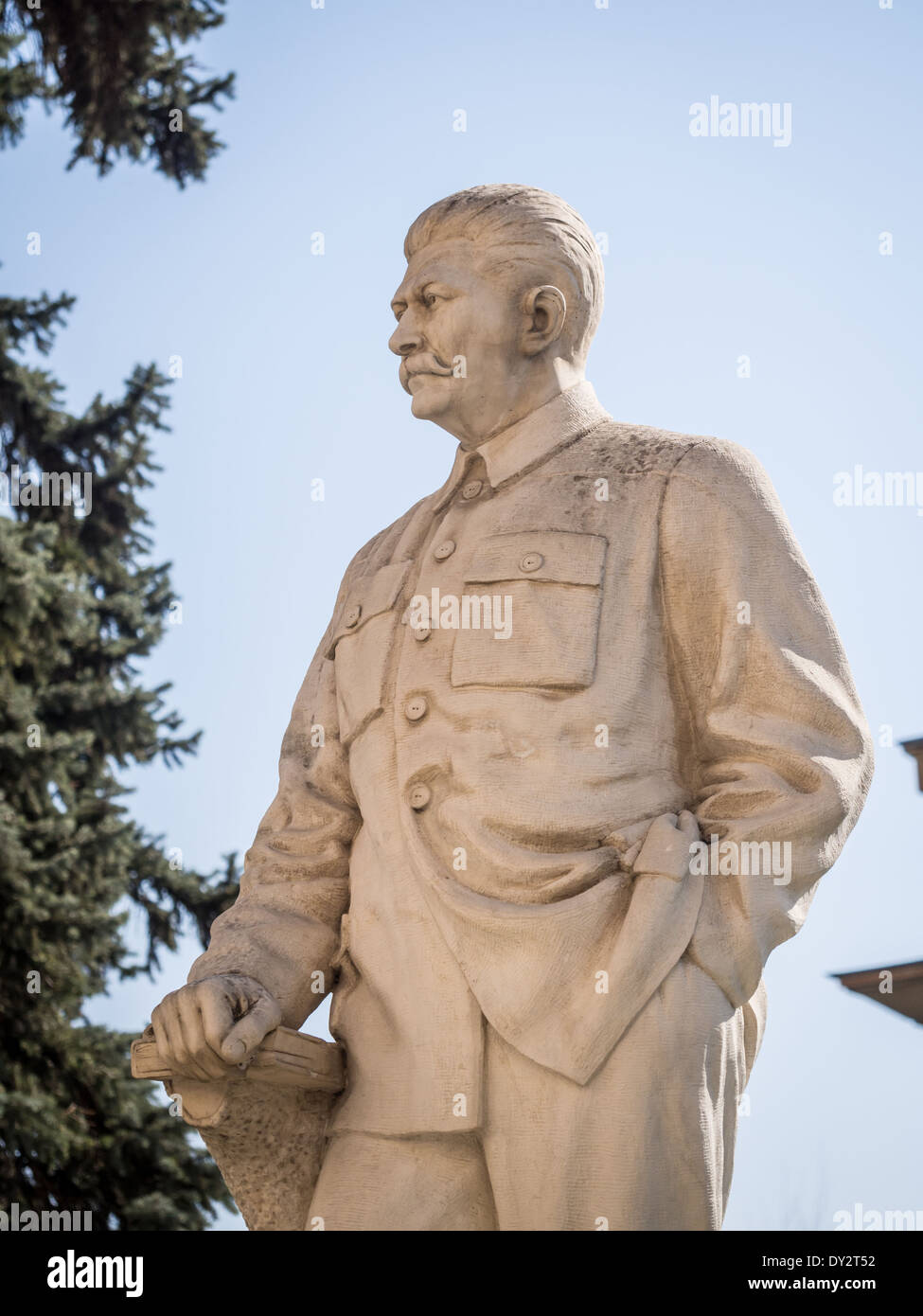 Stalin statue hi-res stock photography and images - Alamy