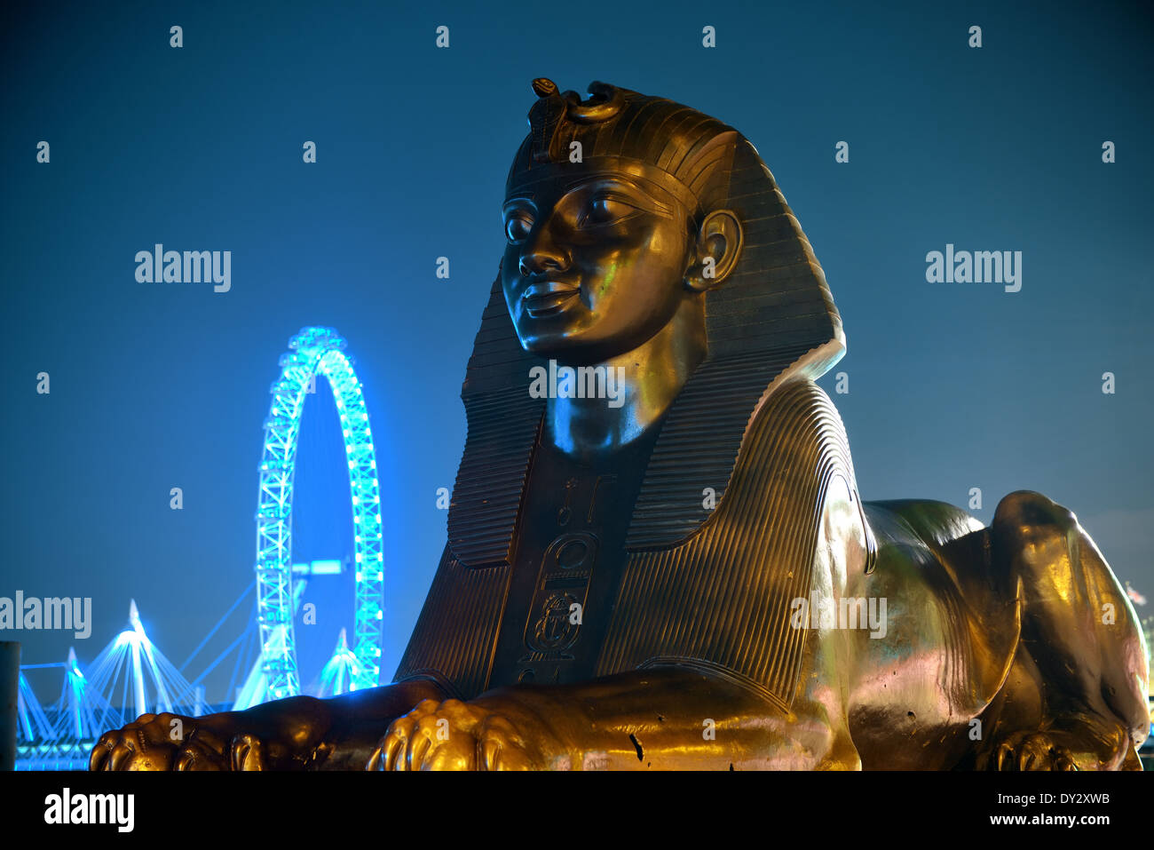 The london eye and sphinx hi-res stock photography and images - Alamy