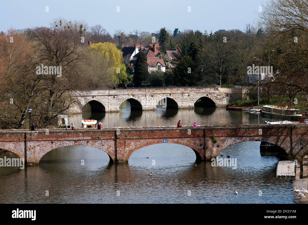 Clopton Bridge Stratford Upon Avon Stock Photos & Clopton Bridge ...