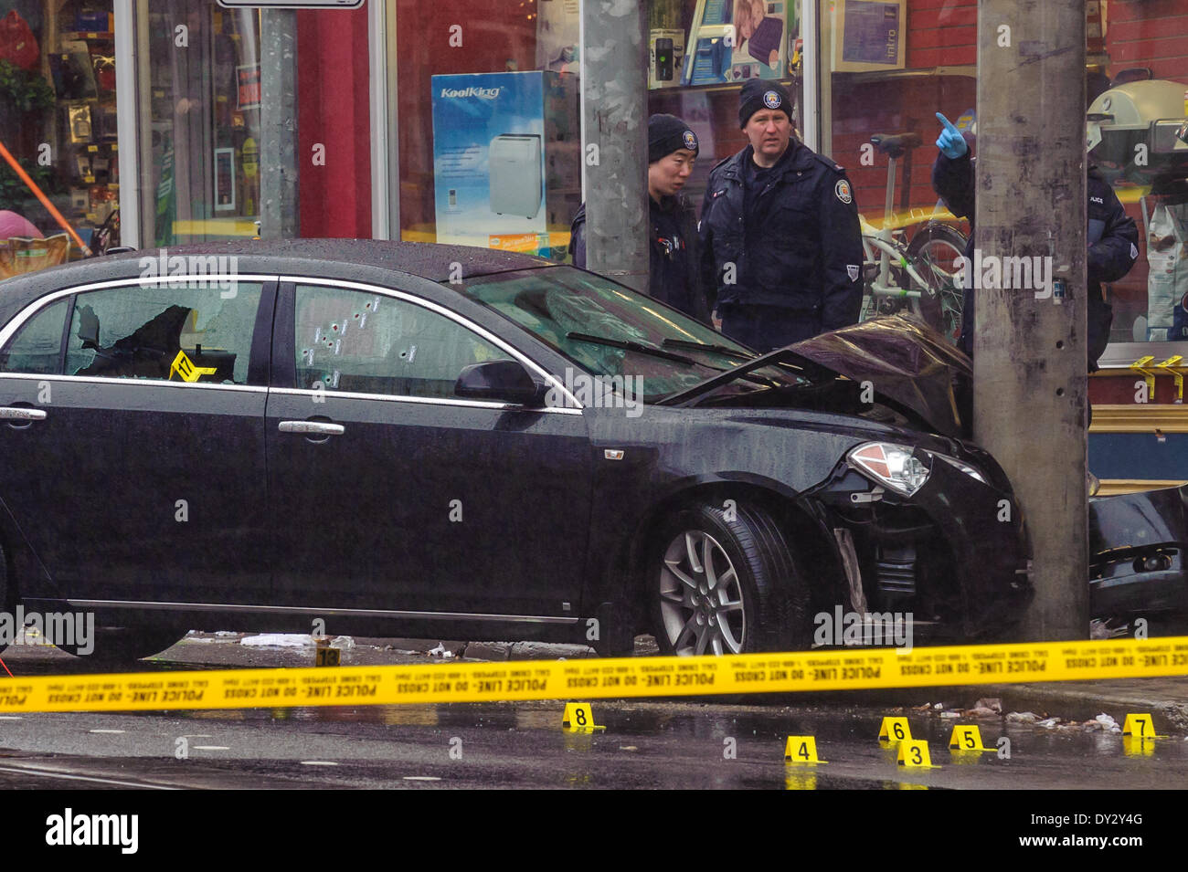 Crime scene in downtown toronto hi-res stock photography and images - Alamy
