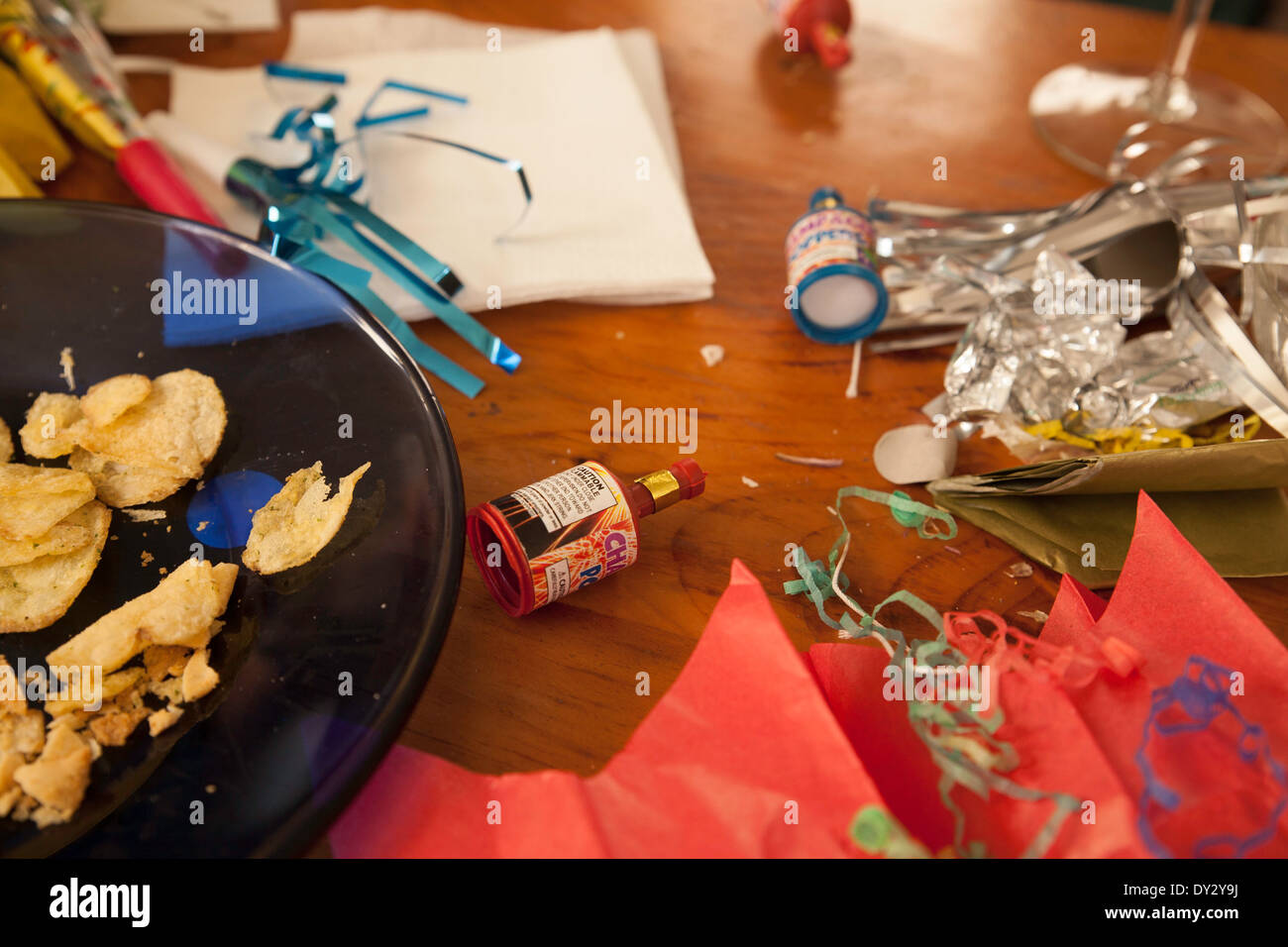 After party mess hi-res stock photography and images - Alamy