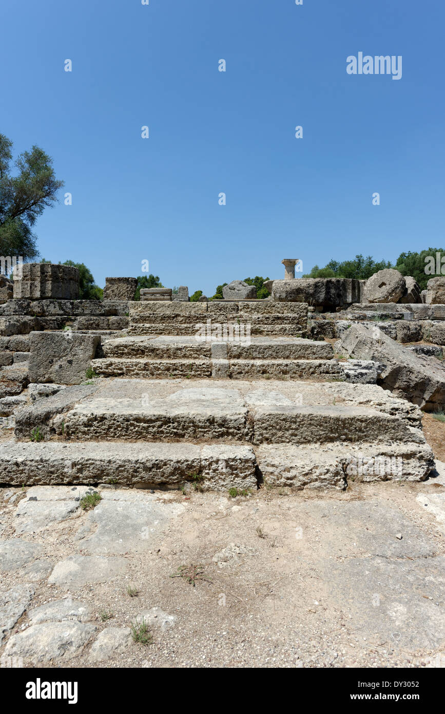 Greece temples hi-res stock photography and images - Alamy