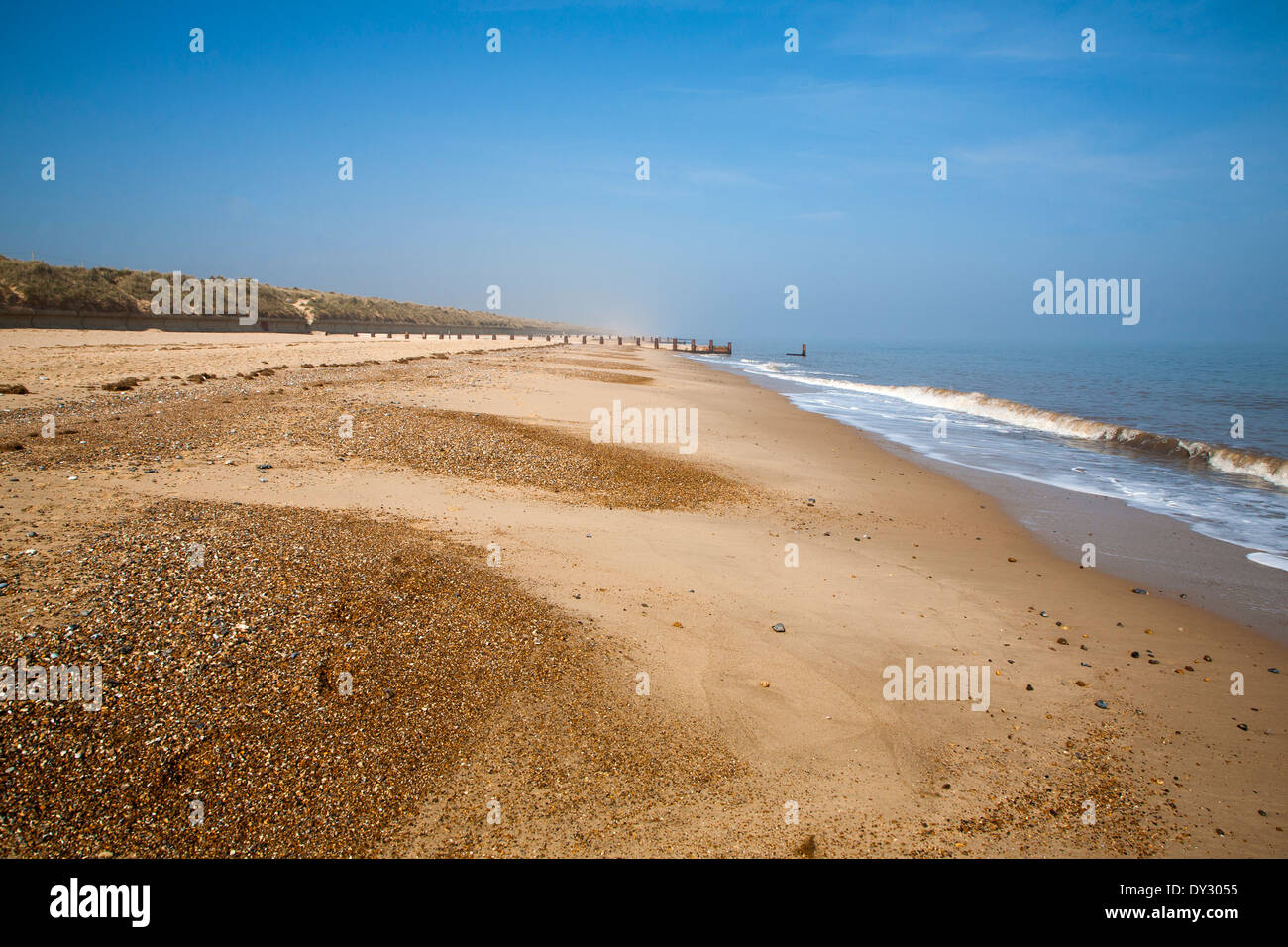 Cross section view of wide sandy beach with waves hi-res stock ...