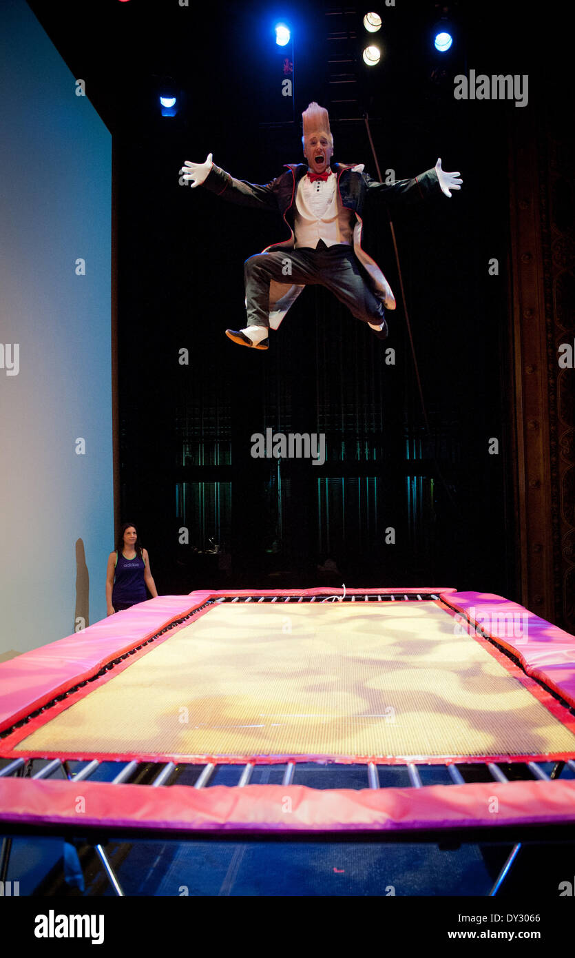 Bello clown hi-res stock photography and images - Alamy