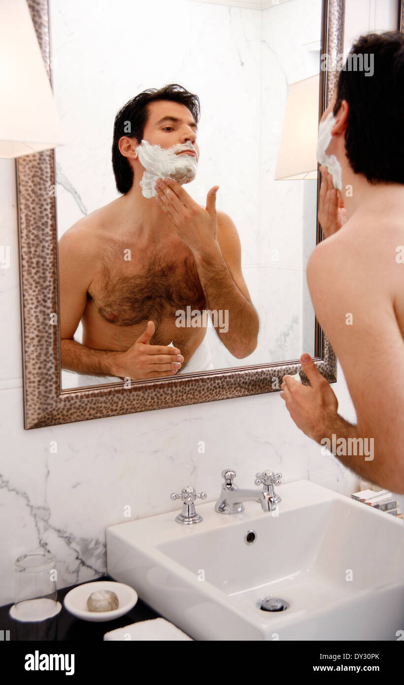 Shaving basin shaving basin hi-res stock photography and images - Alamy