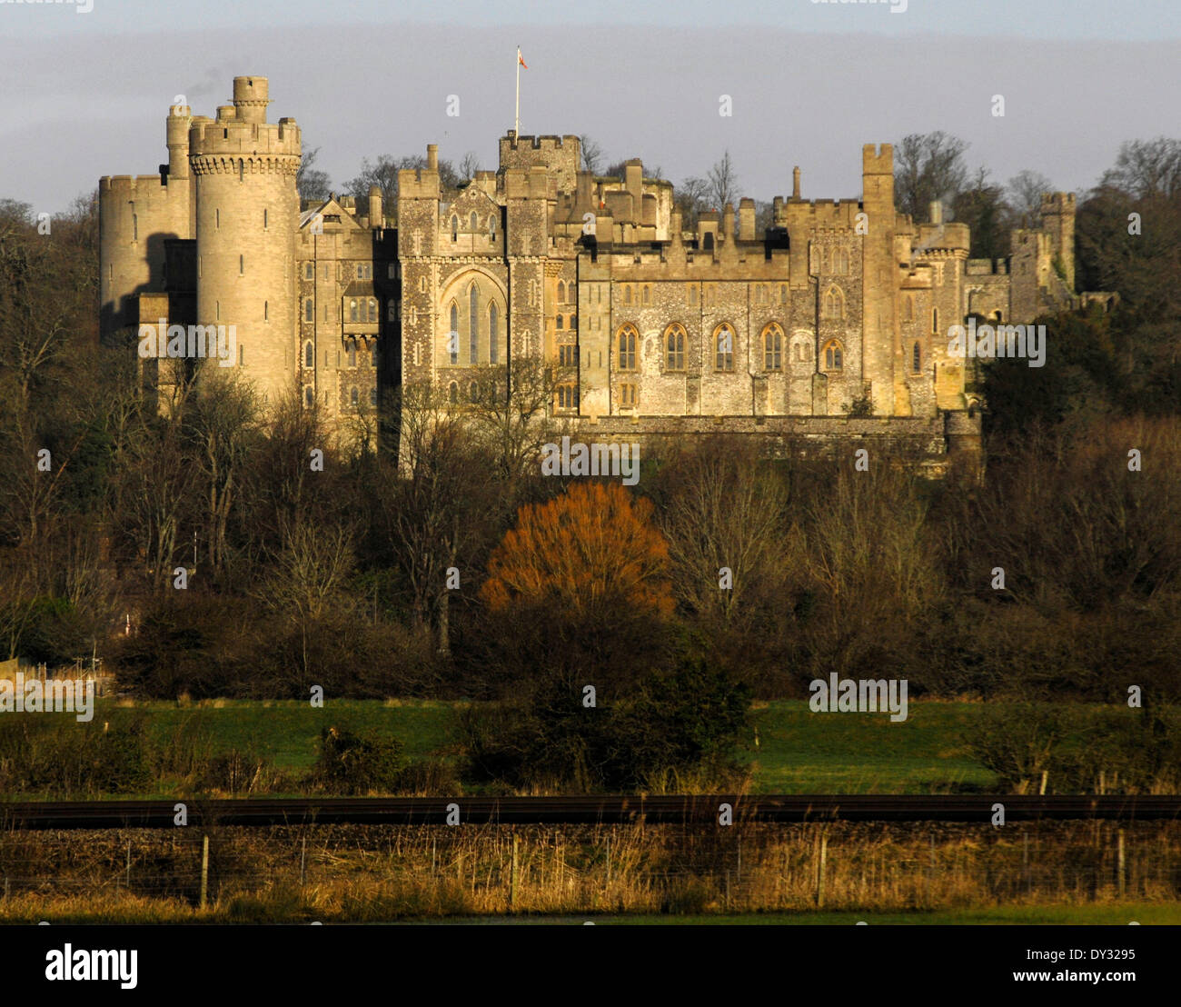 ARUNDEL, ENGLAND. - FAMED CASTLE - ARUNDEL CASTLE, WEST SUSSEX, SEAT OF ...