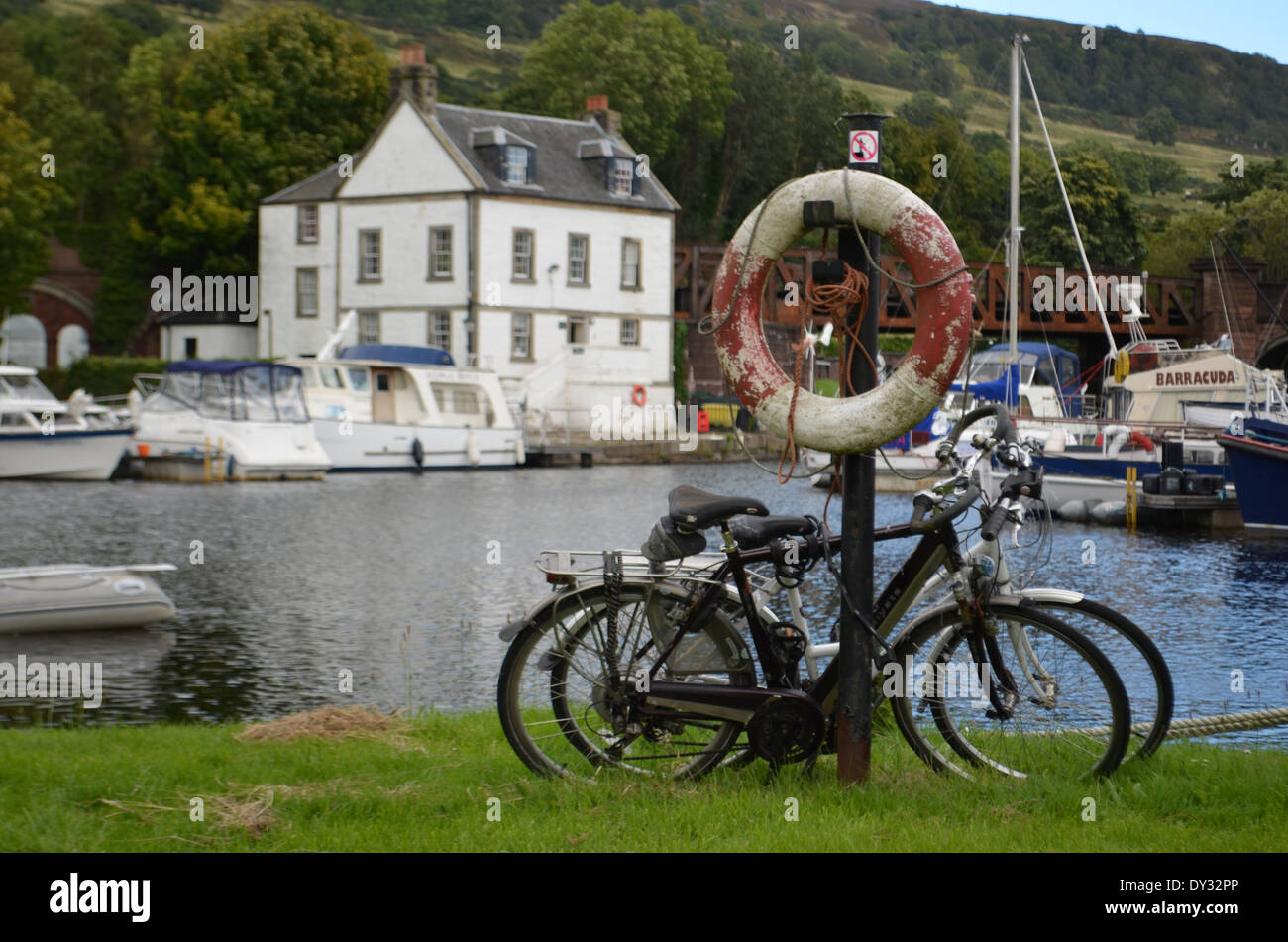 Bowling basin hi-res stock photography and images - Alamy