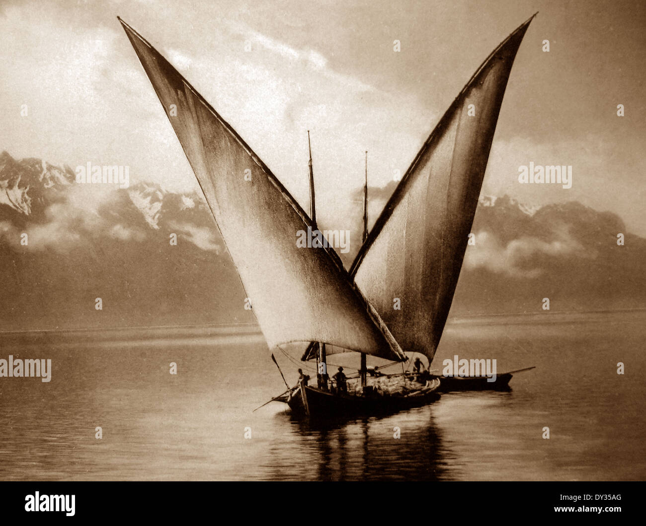 Old sailing barge hi-res stock photography and images - Alamy