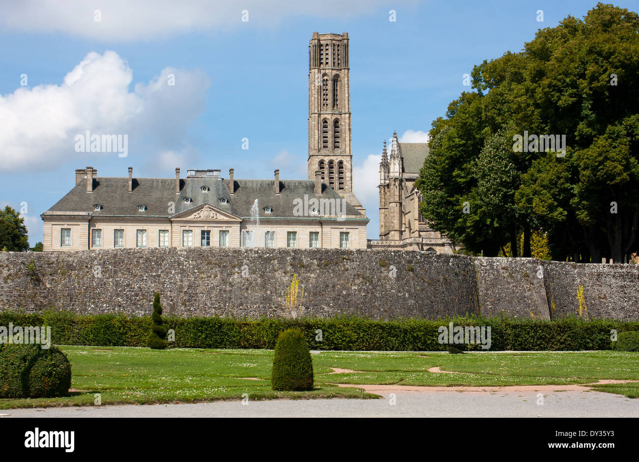 Limoges tourism hi-res stock photography and images - Alamy