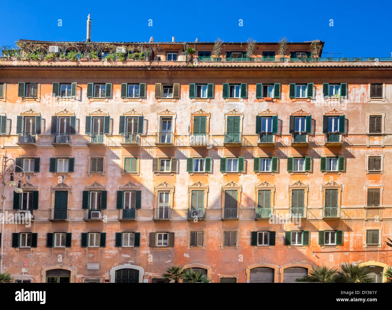 Residential building in rome hi-res stock photography and images - Alamy