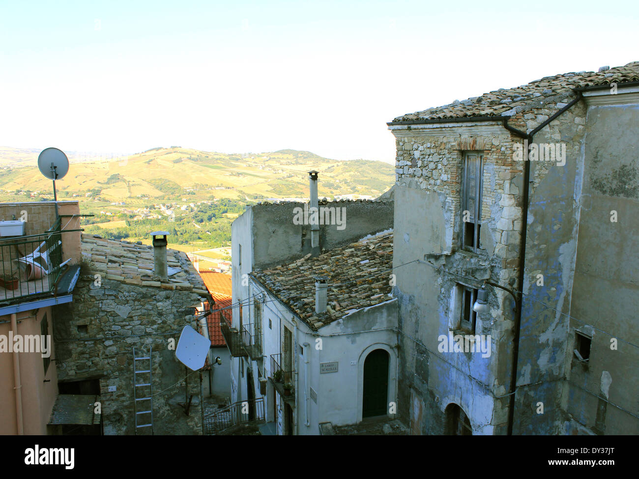 Italian rural house Stock Photo - Alamy