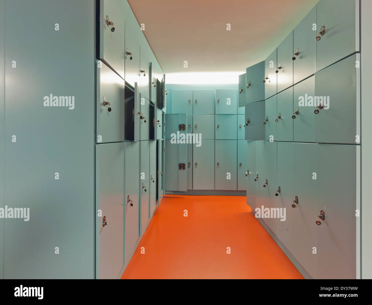 Locker room hi-res stock photography and images - Alamy