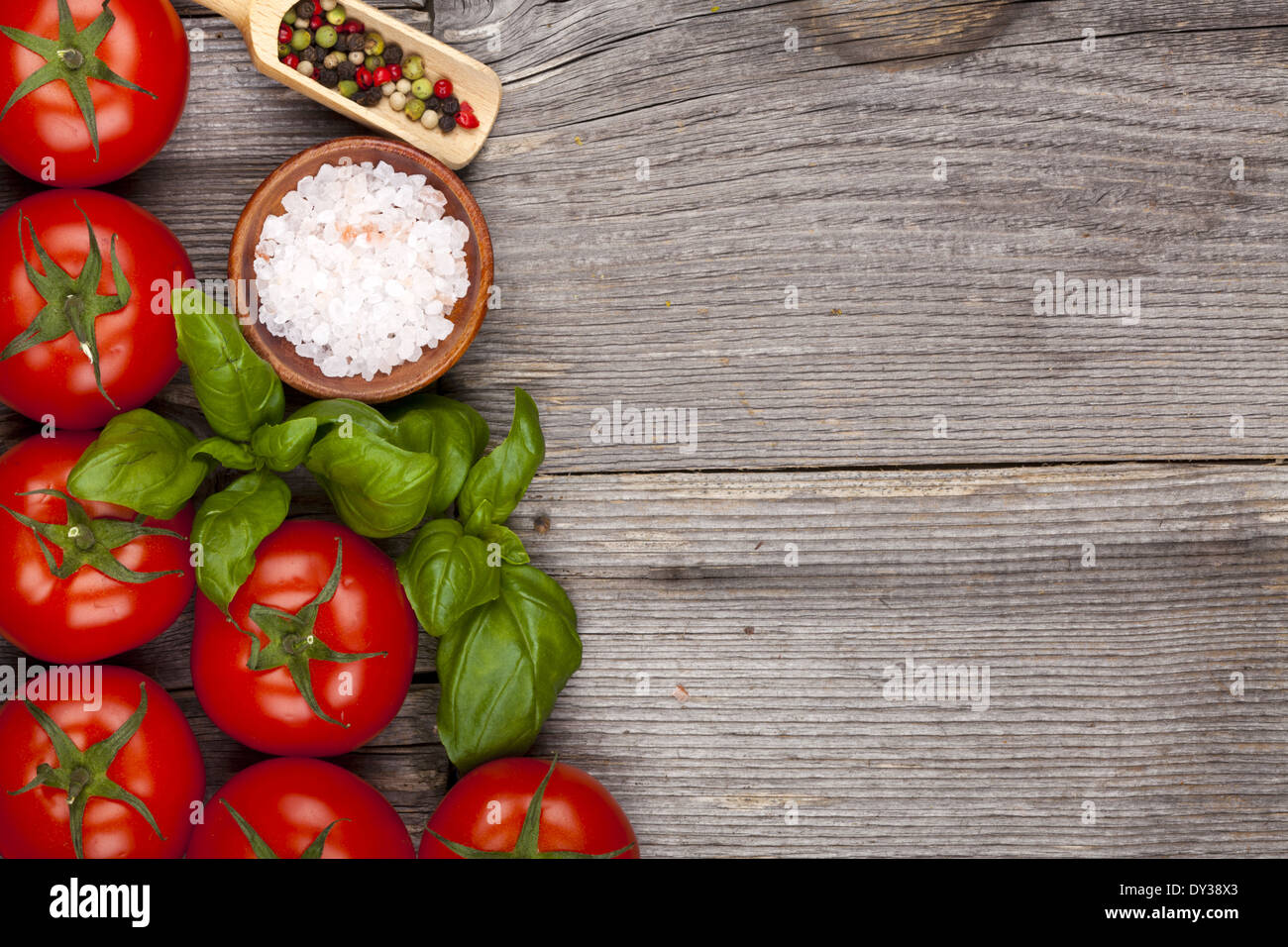 Tomato basil salt hi-res stock photography and images - Alamy