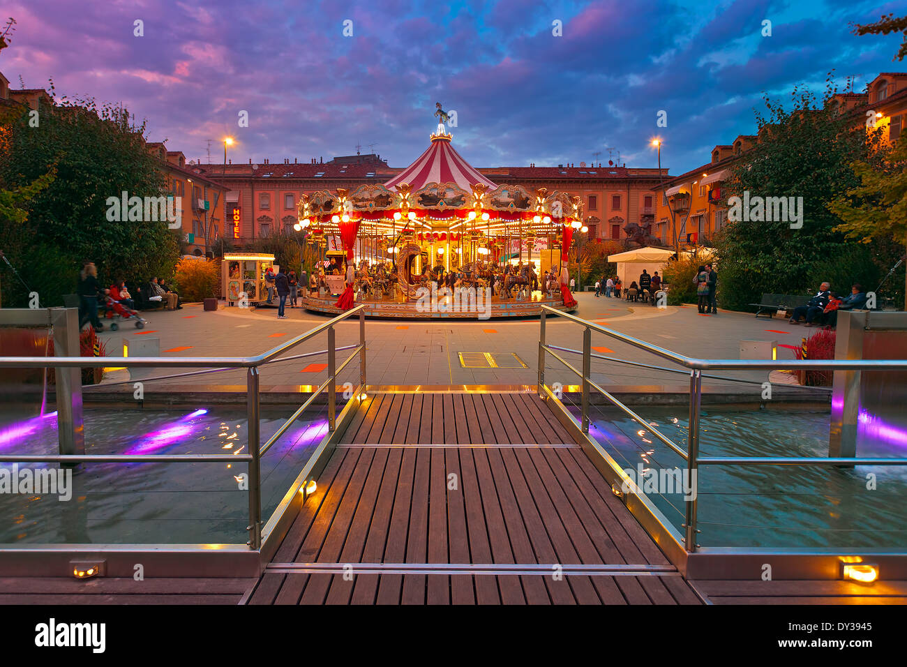 Carousel square hi-res stock photography and images - Alamy