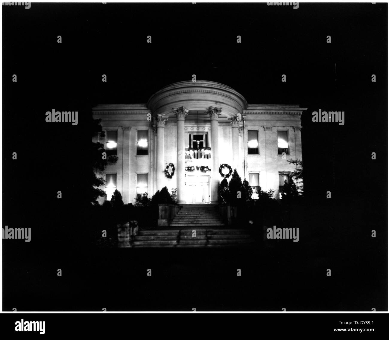 Governors Mansion, December 25, 1941 Stock Photo - Alamy