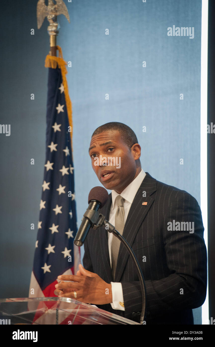 Tony west attorney hi-res stock photography and images - Alamy
