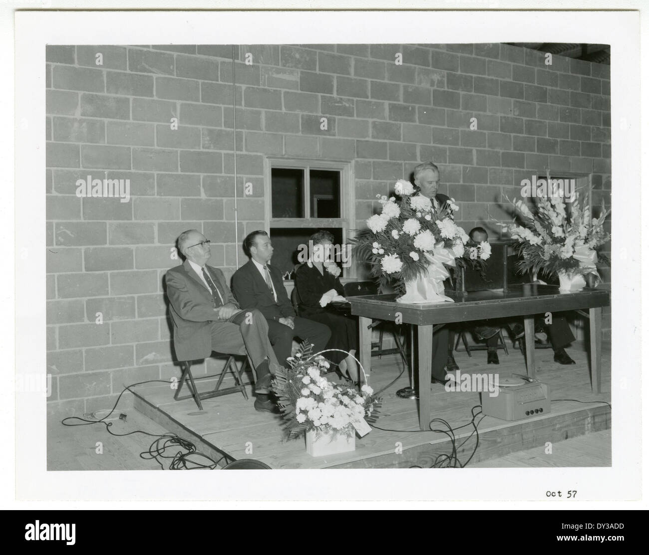 The year 1957 hi-res stock photography and images - Alamy