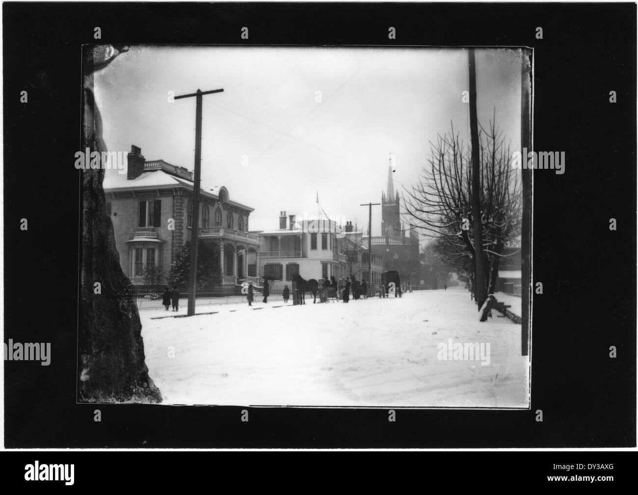 A photograph of a snow scene in Mississippi, capturing the rare ...