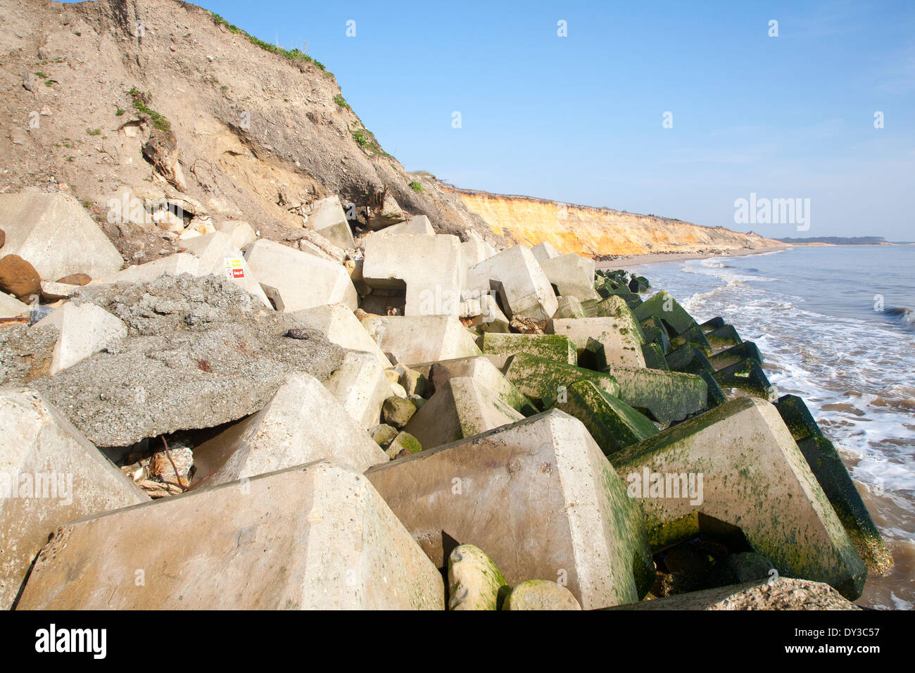 Sea defence rocks southwold hi-res stock photography and images - Alamy