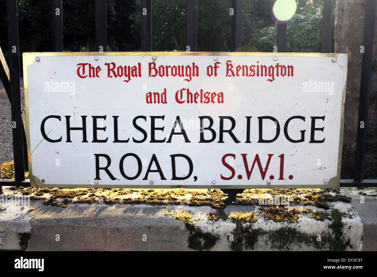 Chelsea Bridge Road sign, Westminster, London SW1, England, UK Stock ...