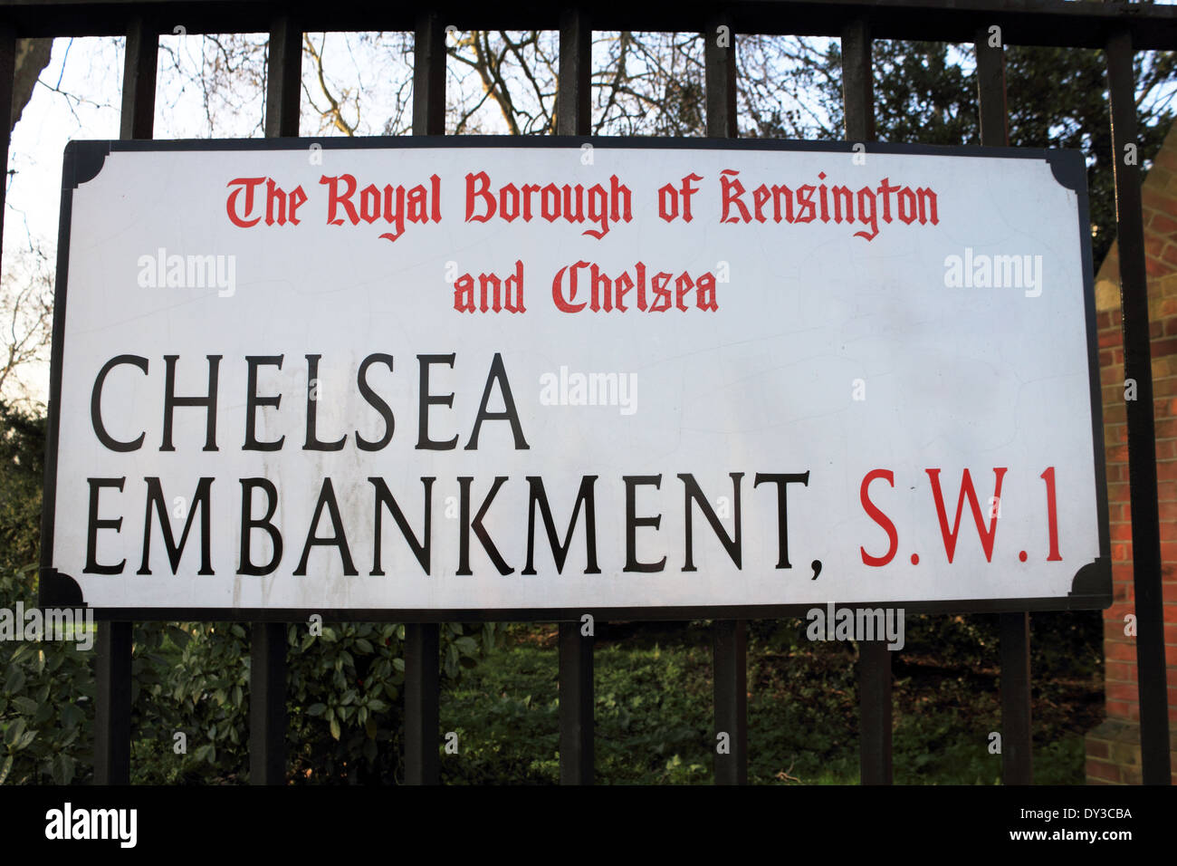 Chelsea Embankment road sign, Westminster, London SW1, England, UK ...