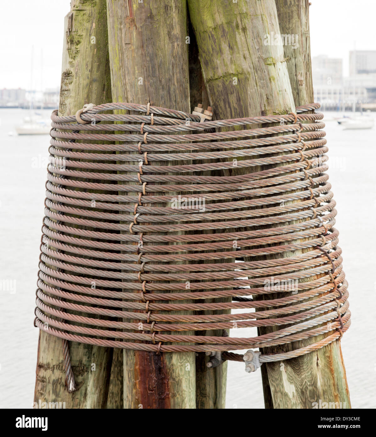 Wire Rope Stock Photos & Wire Rope Stock Images - Alamy