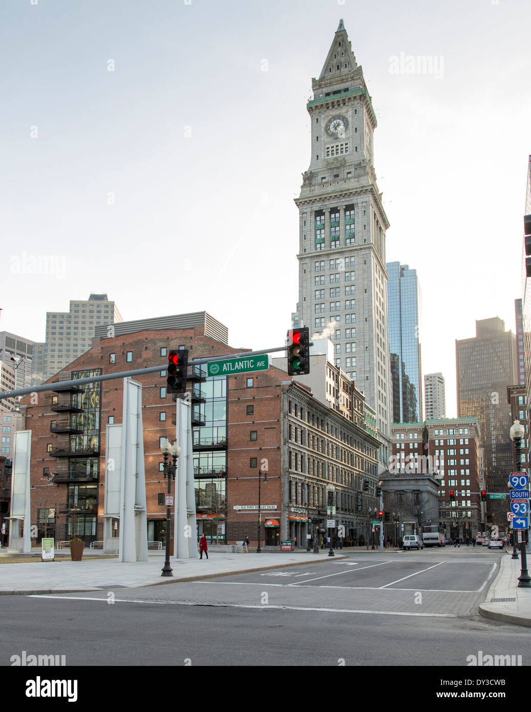 Boston street view hi-res stock photography and images - Alamy