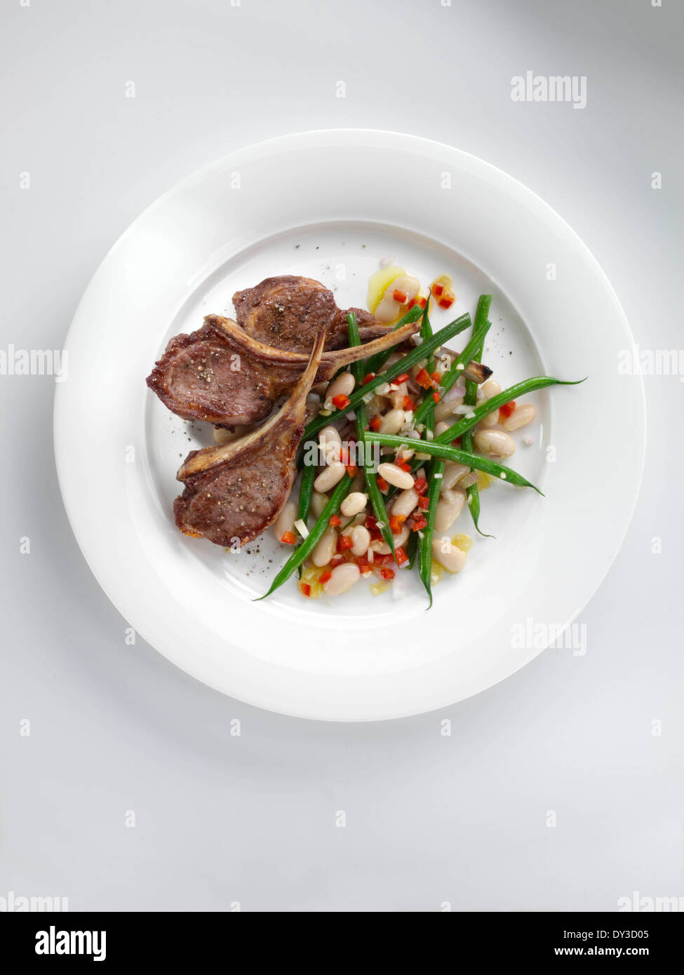 French trimmed lamb chops hi-res stock photography and images - Alamy