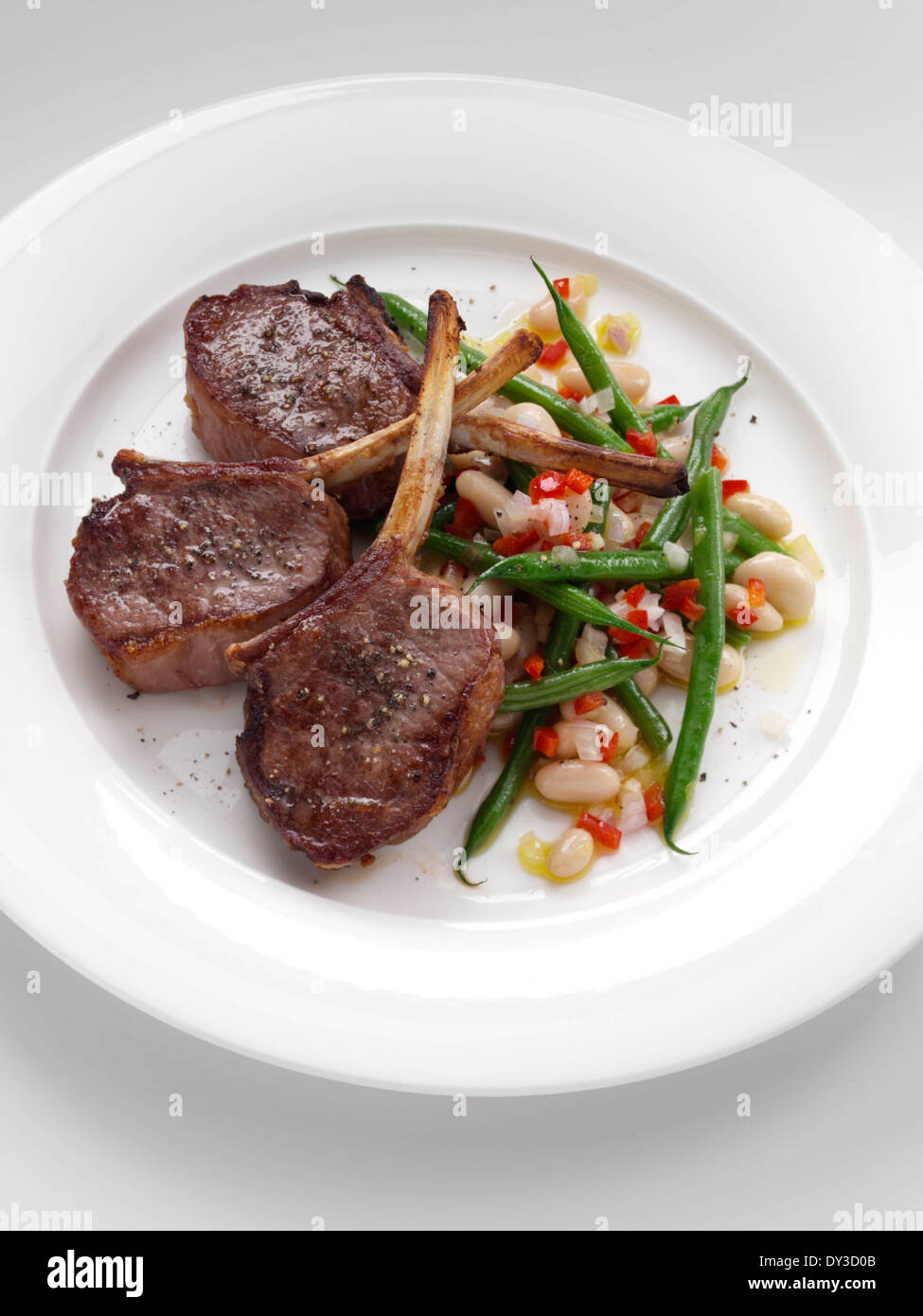 French trimmed lamb chops hi-res stock photography and images - Alamy