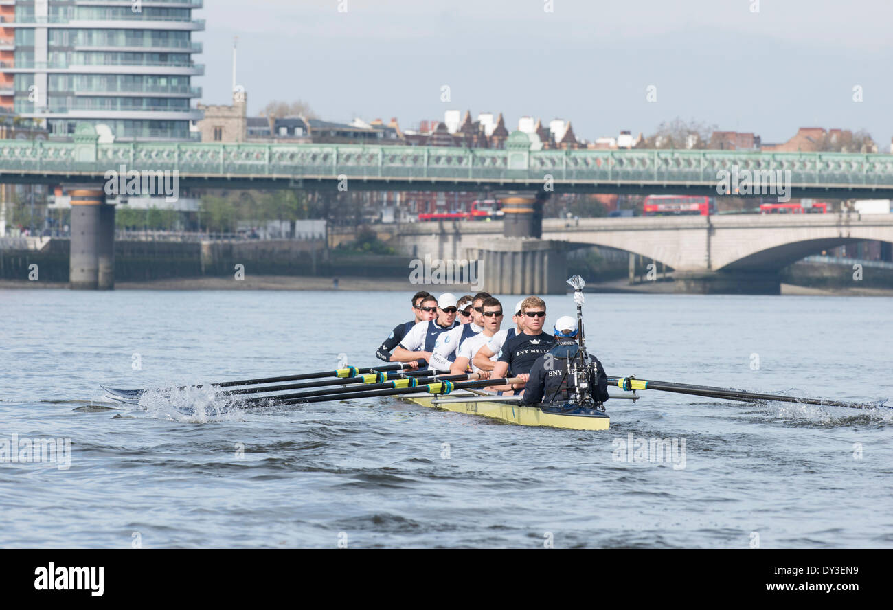 London, UK. 5th April 2014. Practice Outing by Oxford University Boat ...