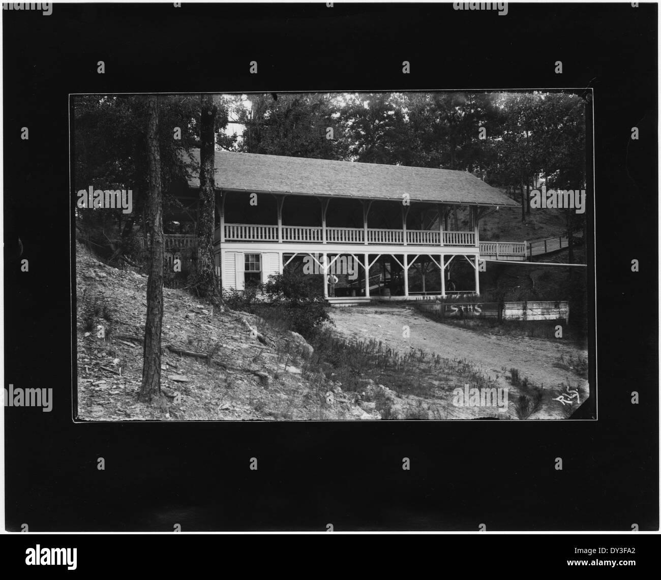 Cooper's Well in Raymond, Mississippi, is a historical site known for ...