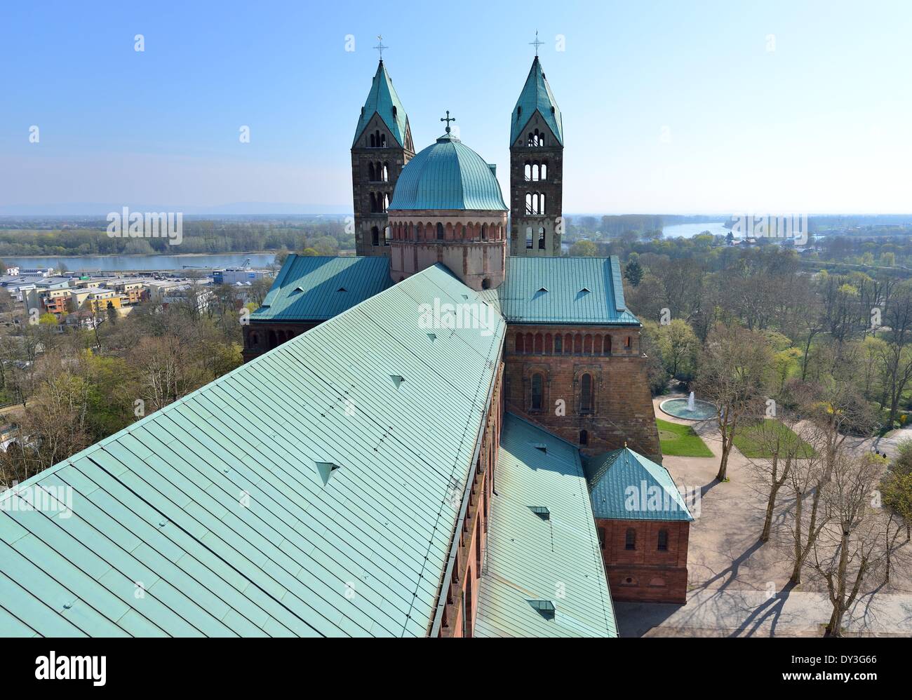 Speyer, Germany. 28th Mar, 2014. A view of the Speyer cathedral and its ...
