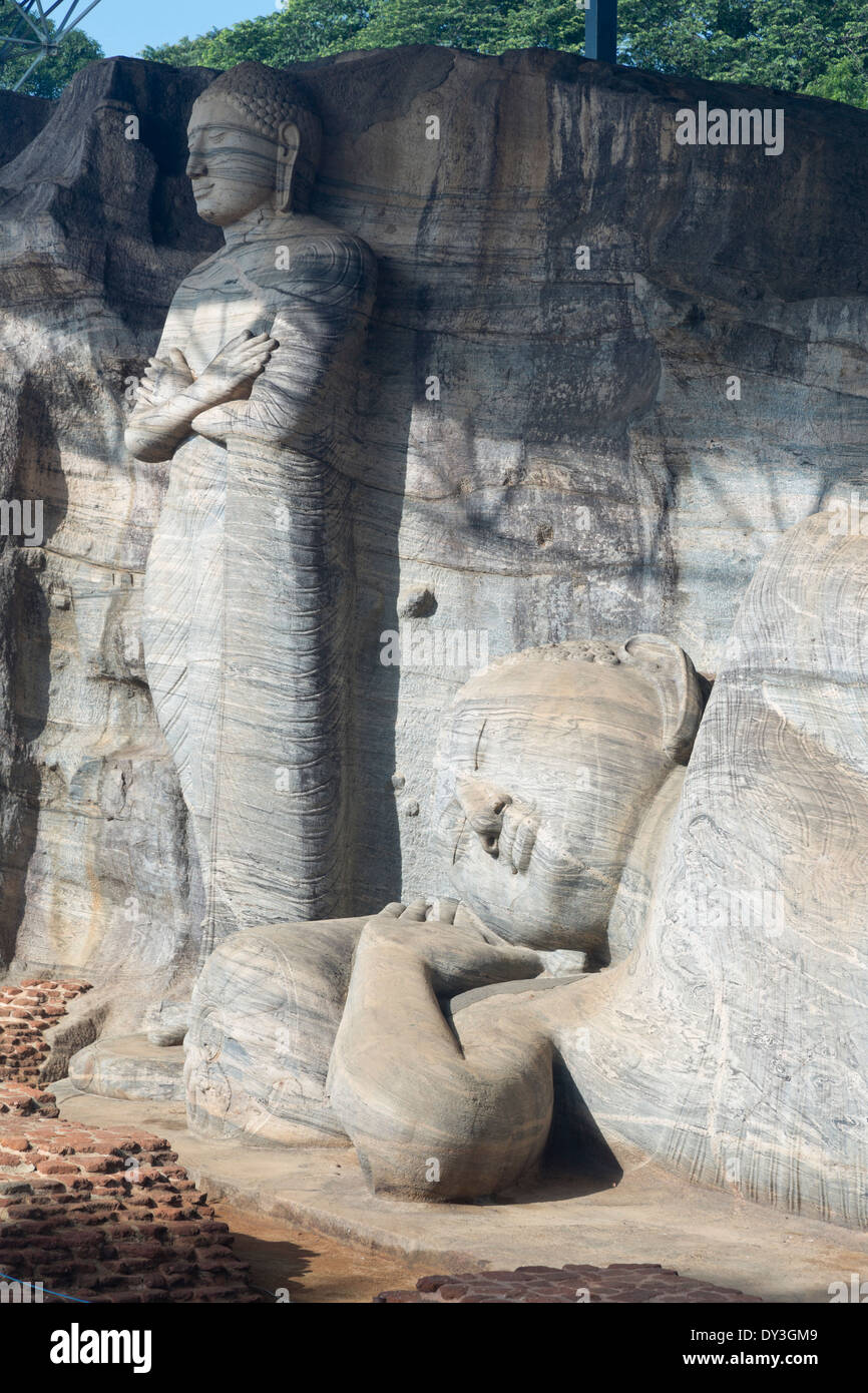 Colossal buddha hi-res stock photography and images - Alamy