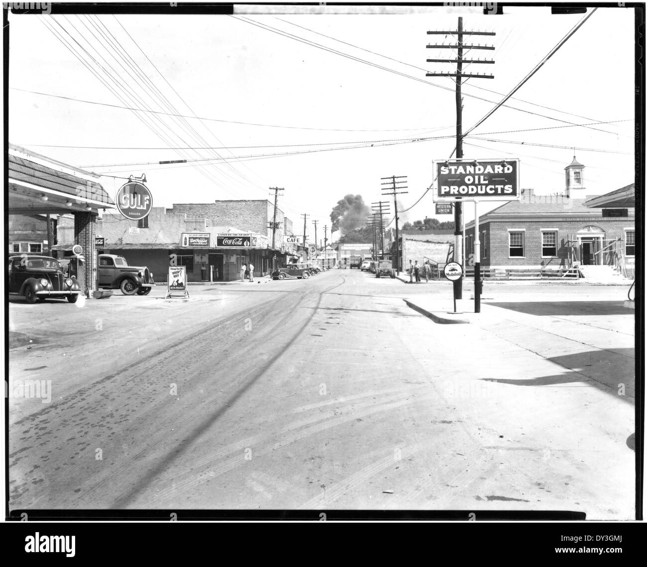 Jackson ave station hi-res stock photography and images - Alamy