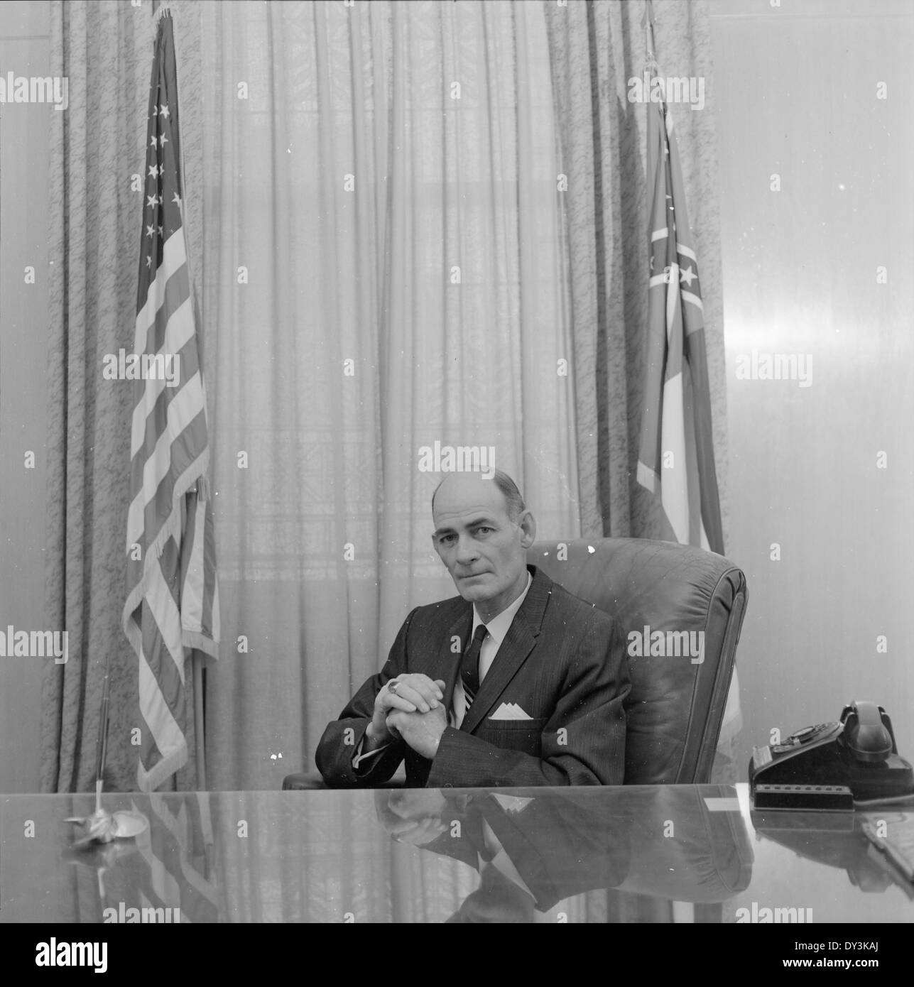 President lyndon b johnson 1964 hi-res stock photography and images - Alamy